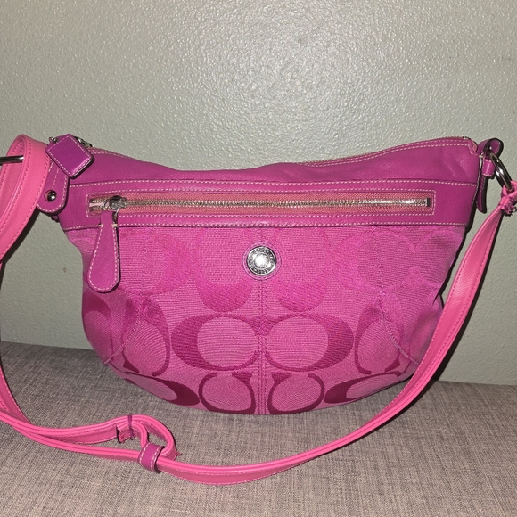 Coach | Bags | Coach Laura Signature Canvas Leather Hobo Shoulder Bag ...